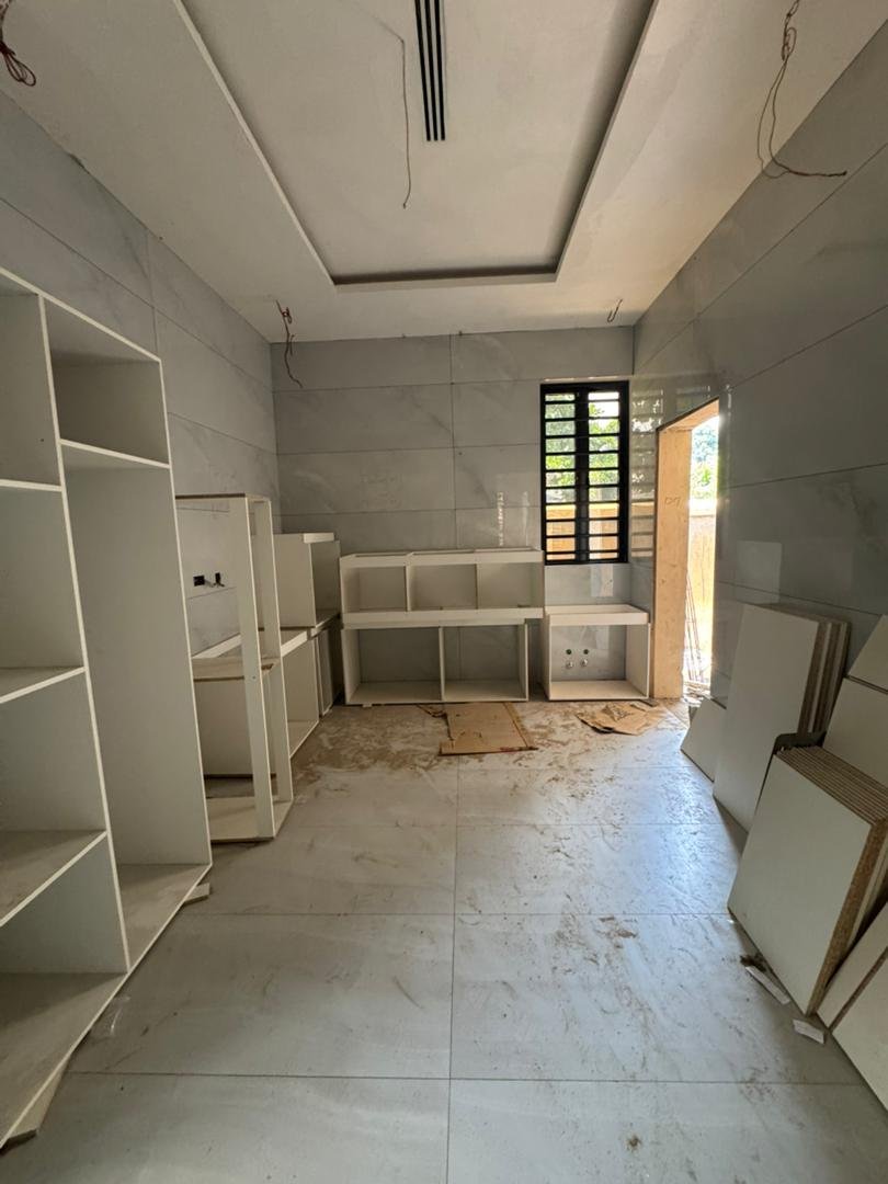 6 Units of 6-Bed Detached Homes – Victoria Island - CW Real Estate